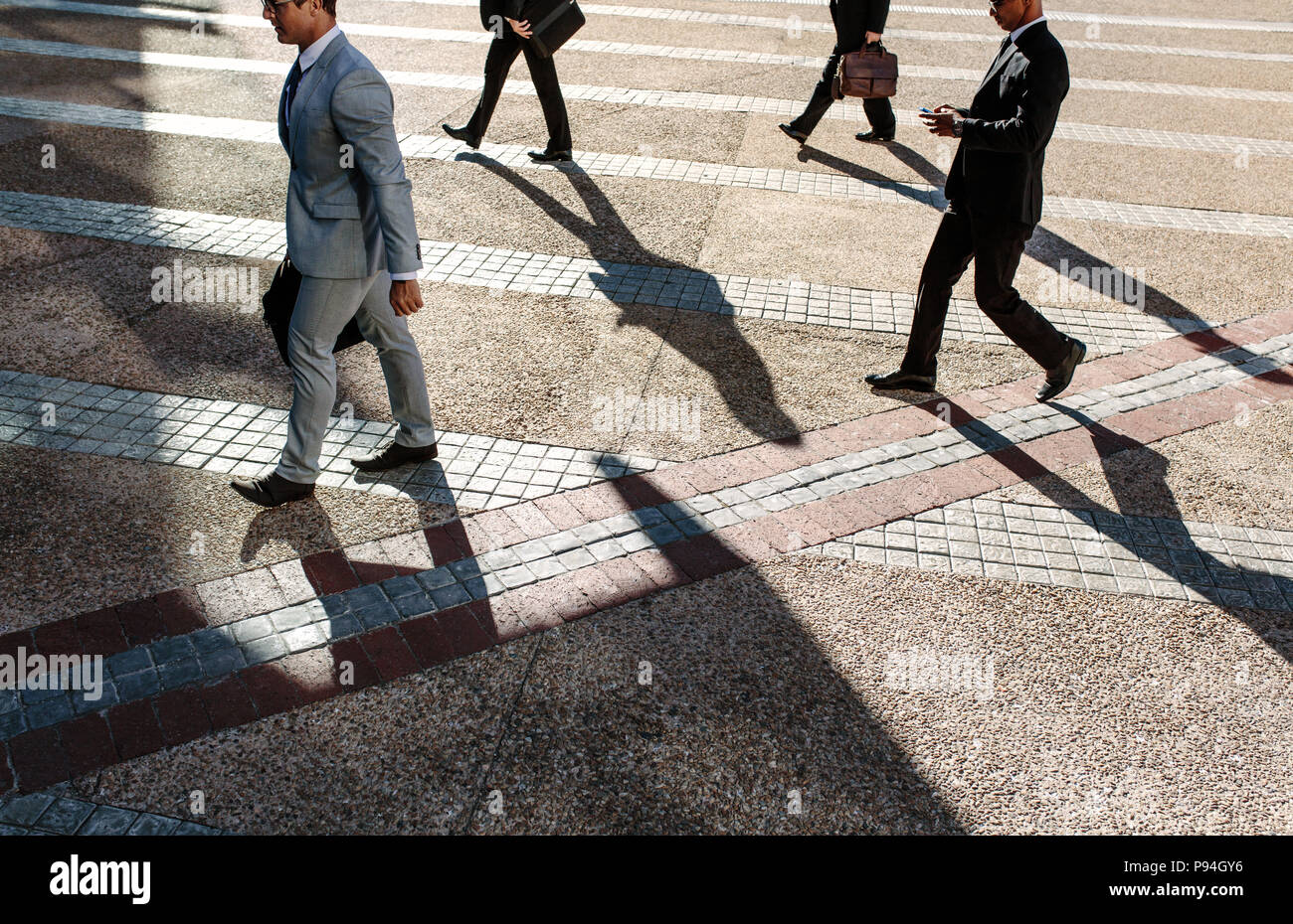 Walking in a hurry hi-res stock photography and images - Alamy