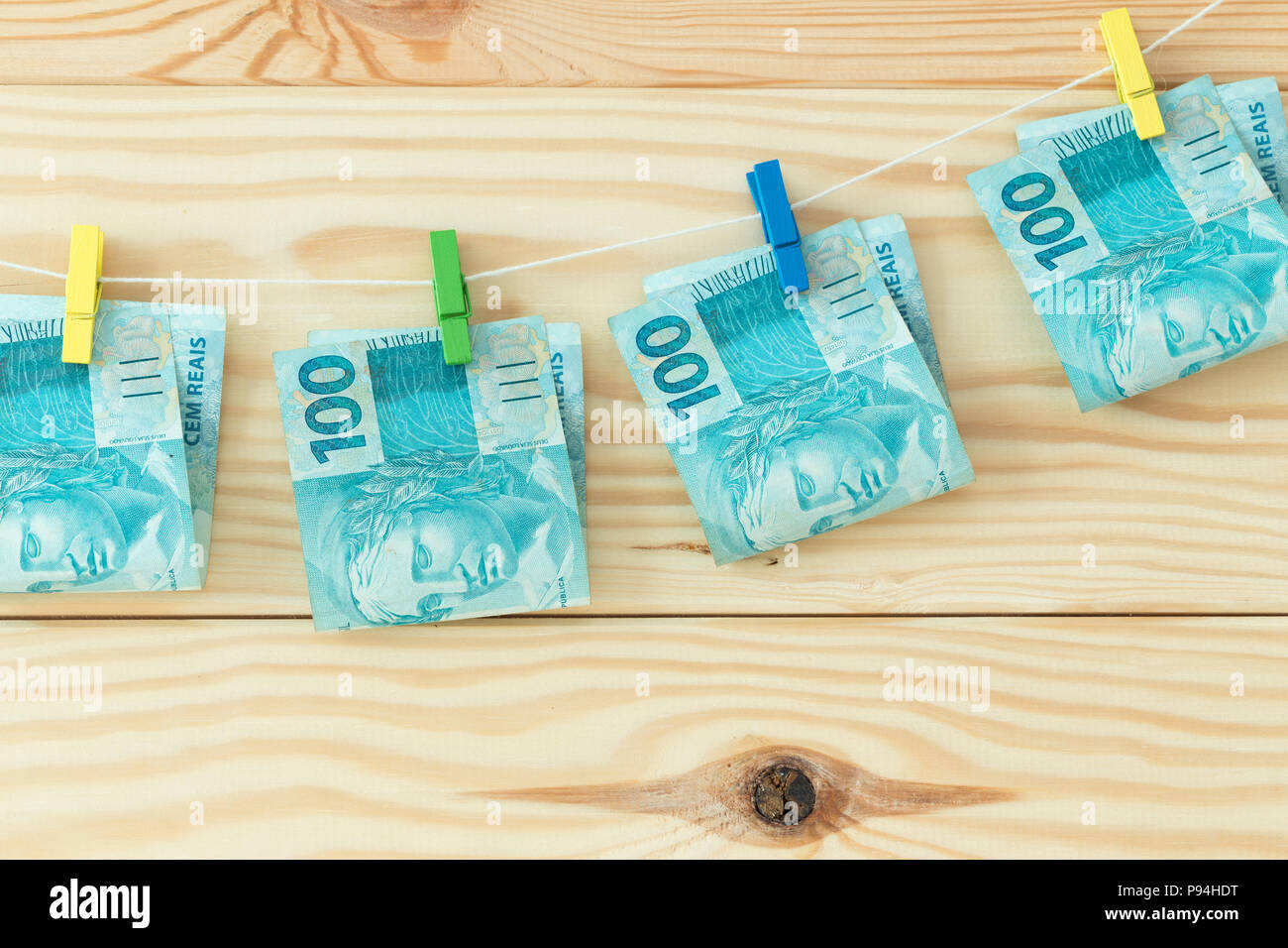 Brazilian money, reais, high denominations Stock Photo - Alamy