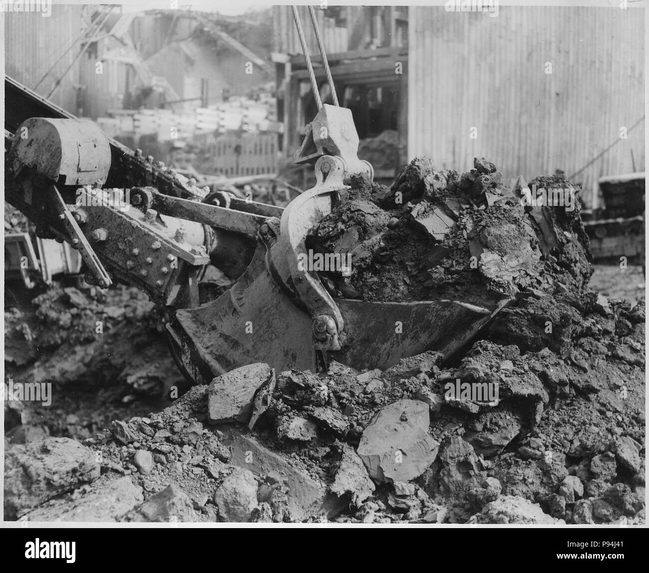 Clay overburden hi-res stock photography and images - Alamy