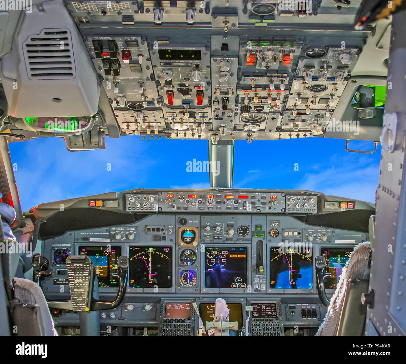 Complex cockpit hi-res stock photography and images - Alamy