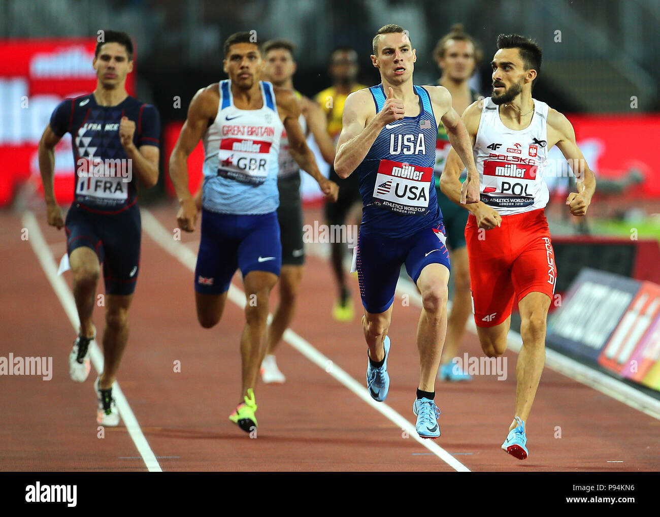 Clayton Murphy (2nd right) of the USA winning in the Mens 800m during ...