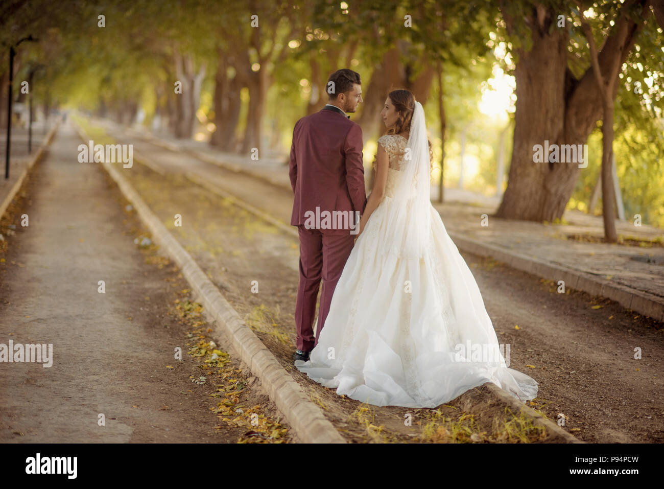 Muslim marriage hi-res stock photography and images - Alamy