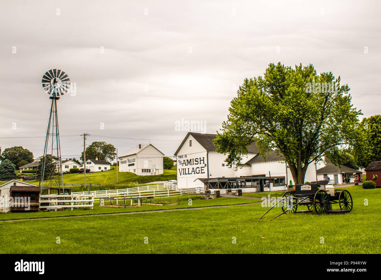 Pennsylvania dutch tradition hi-res stock photography and images - Alamy