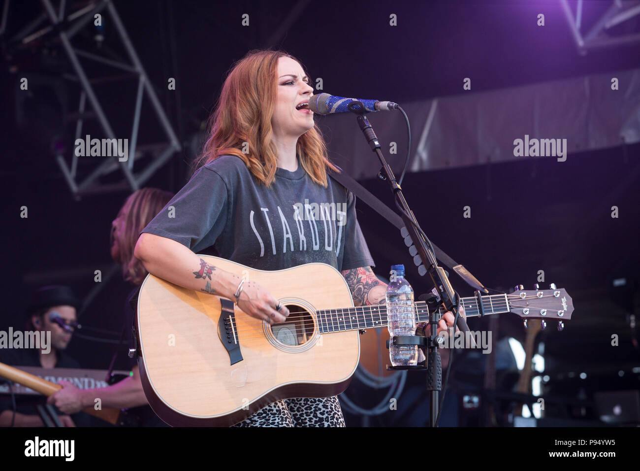 Elizabeth funk hi-res stock photography and images - Alamy