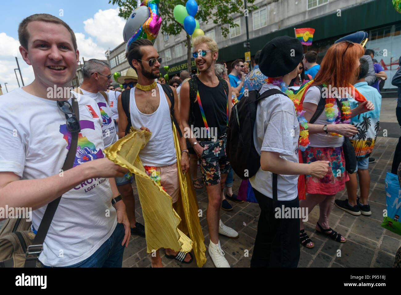 London, UK. 14th July 2018. People line up for the start of the Croydon ...
