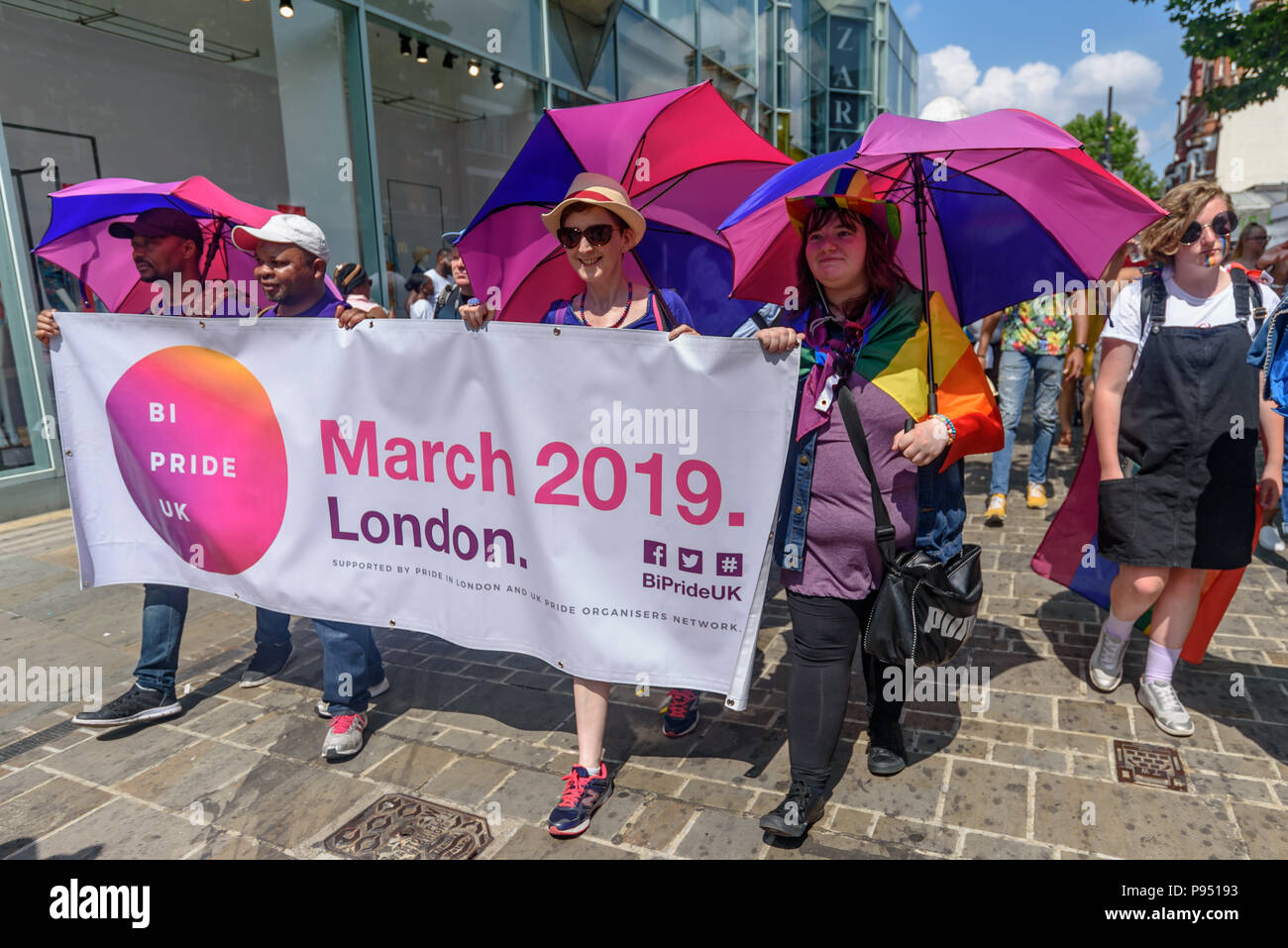 Mauve banners hi-res stock photography and images - Alamy