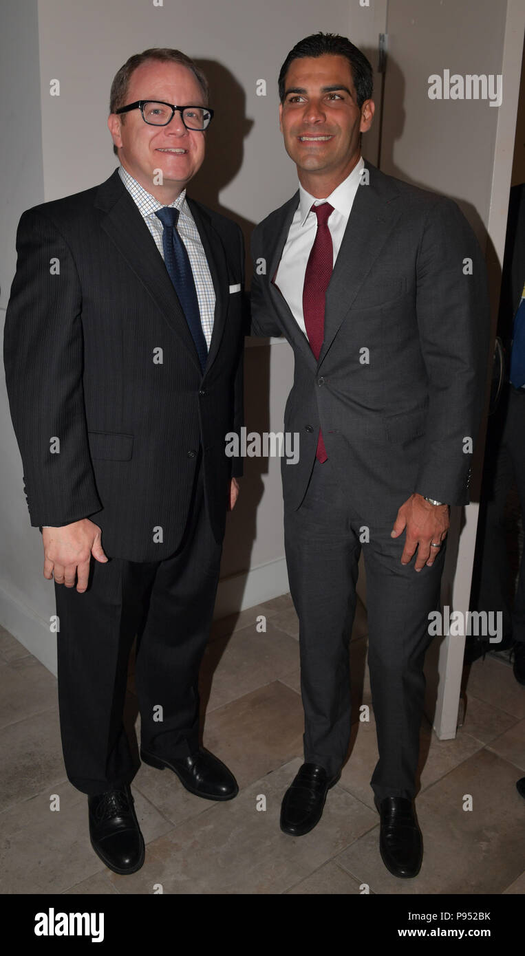 PHOTO CREDIT MUST READ - Jungle Island Photos -@JungleIslandPhotos ...