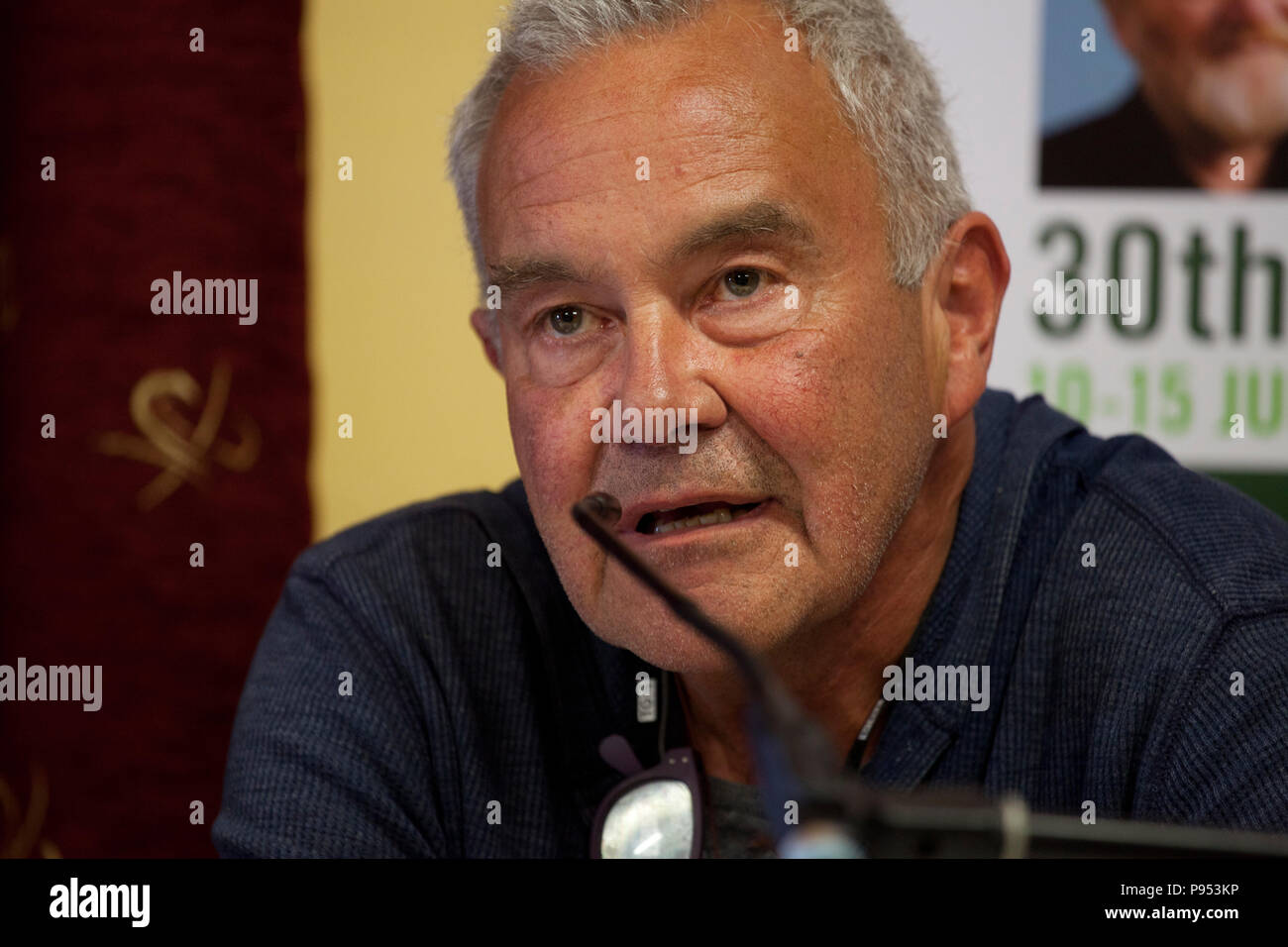 David collins hi-res stock photography and images - Alamy