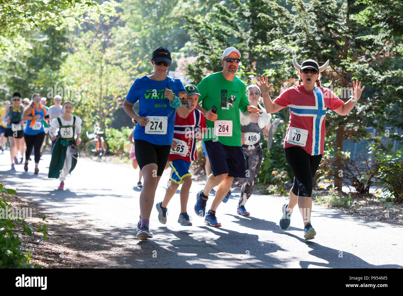 Seattle, Washington: Runners braved temperatures in the mid 80s, with ...