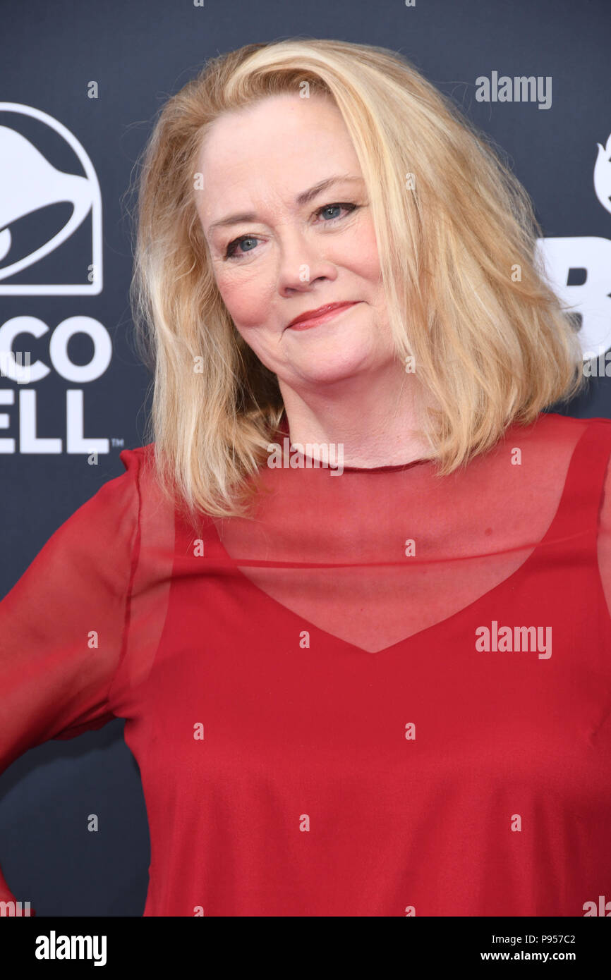 Cybill shepard hi-res stock photography and images - Alamy