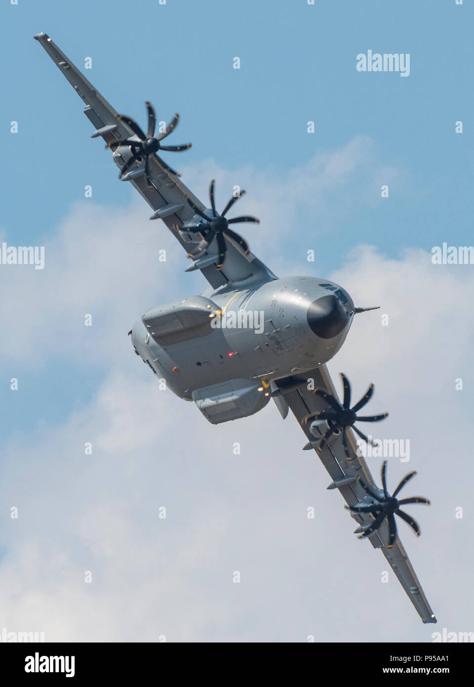 Boeing a400 hi-res stock photography and images - Alamy