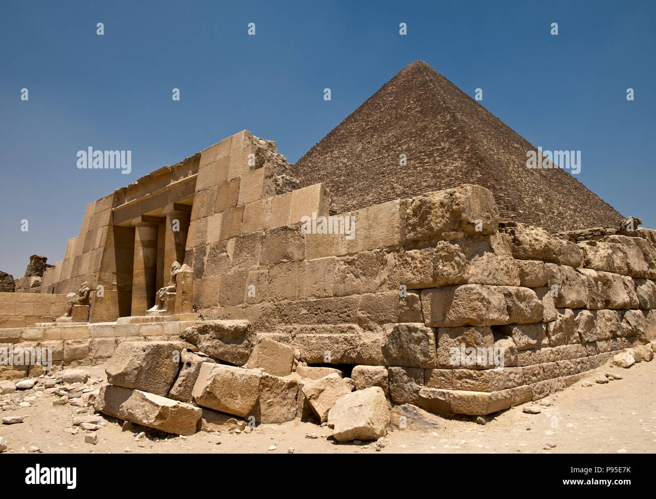 Great pyramid entrance hi-res stock photography and images - Alamy