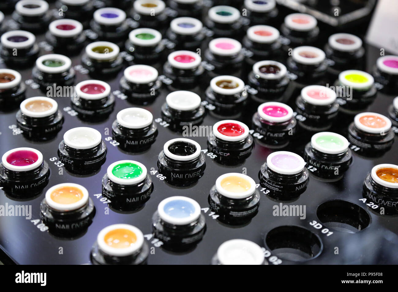 Esthetiworld by Cosmoprof: nails and makeup demonstrations to show ...