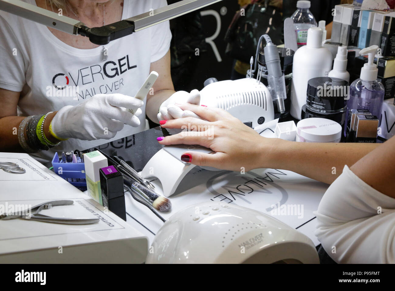 Esthetiworld by Cosmoprof: nails and makeup demonstrations to show ...