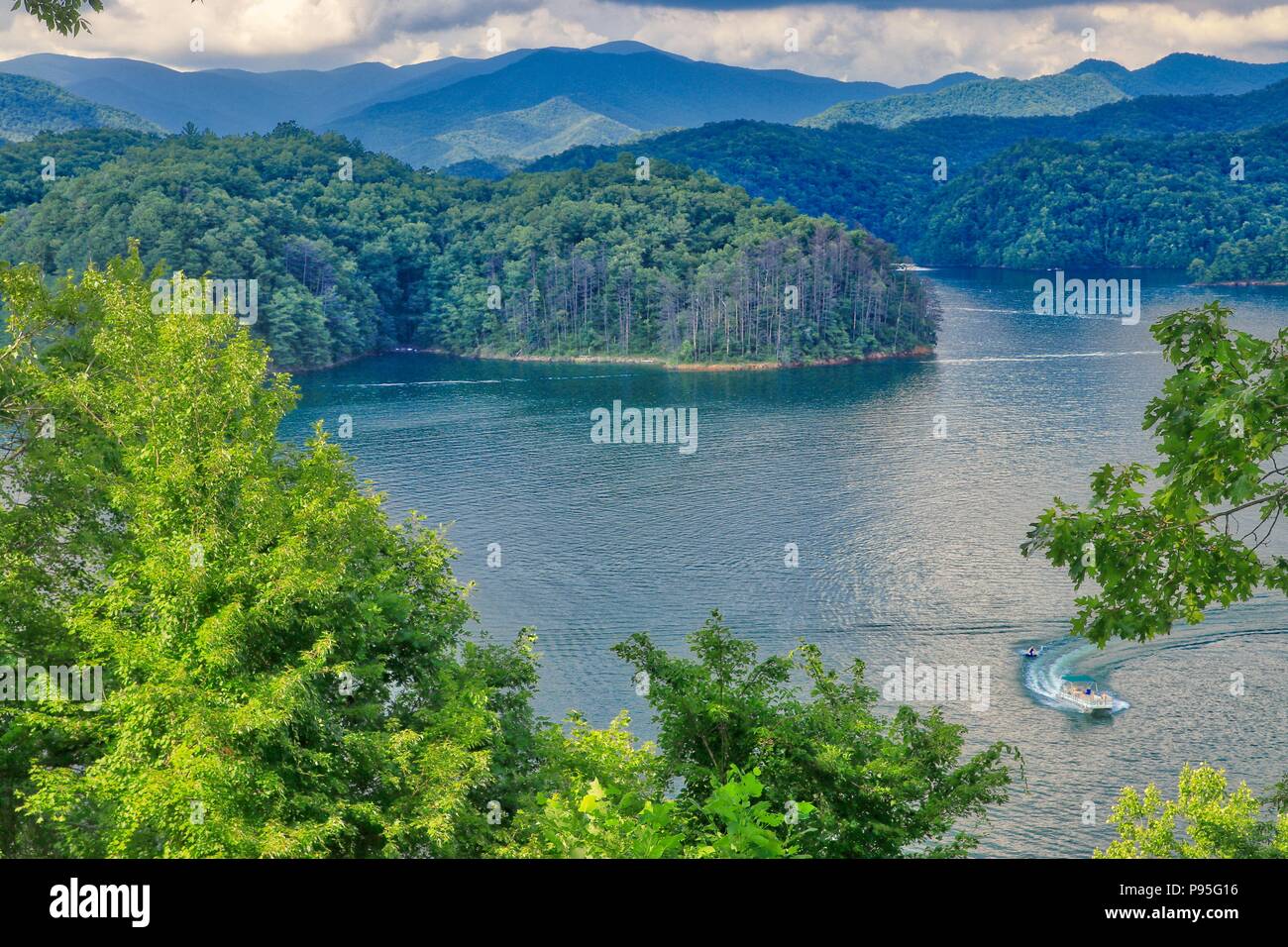 Fontana lake hi-res stock photography and images - Alamy