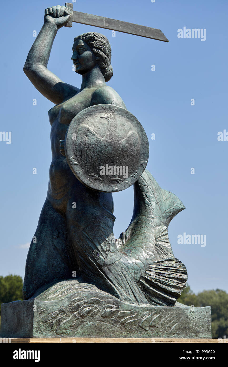 Syrenka warszawska hi-res stock photography and images - Alamy