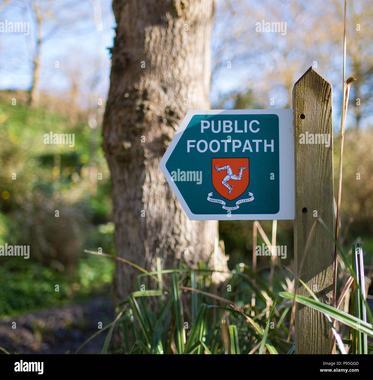 Public footpath sign at Daffodil walk in port Grenaugh Stock Photo - Alamy