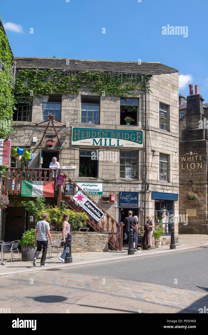 Hebden bridge yorkshire hi-res stock photography and images - Alamy