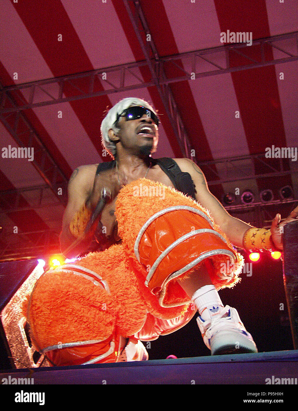 COLUMBIA, SC - April 6: Andre Benjamin (aka Andre 3000) of Outkast ...