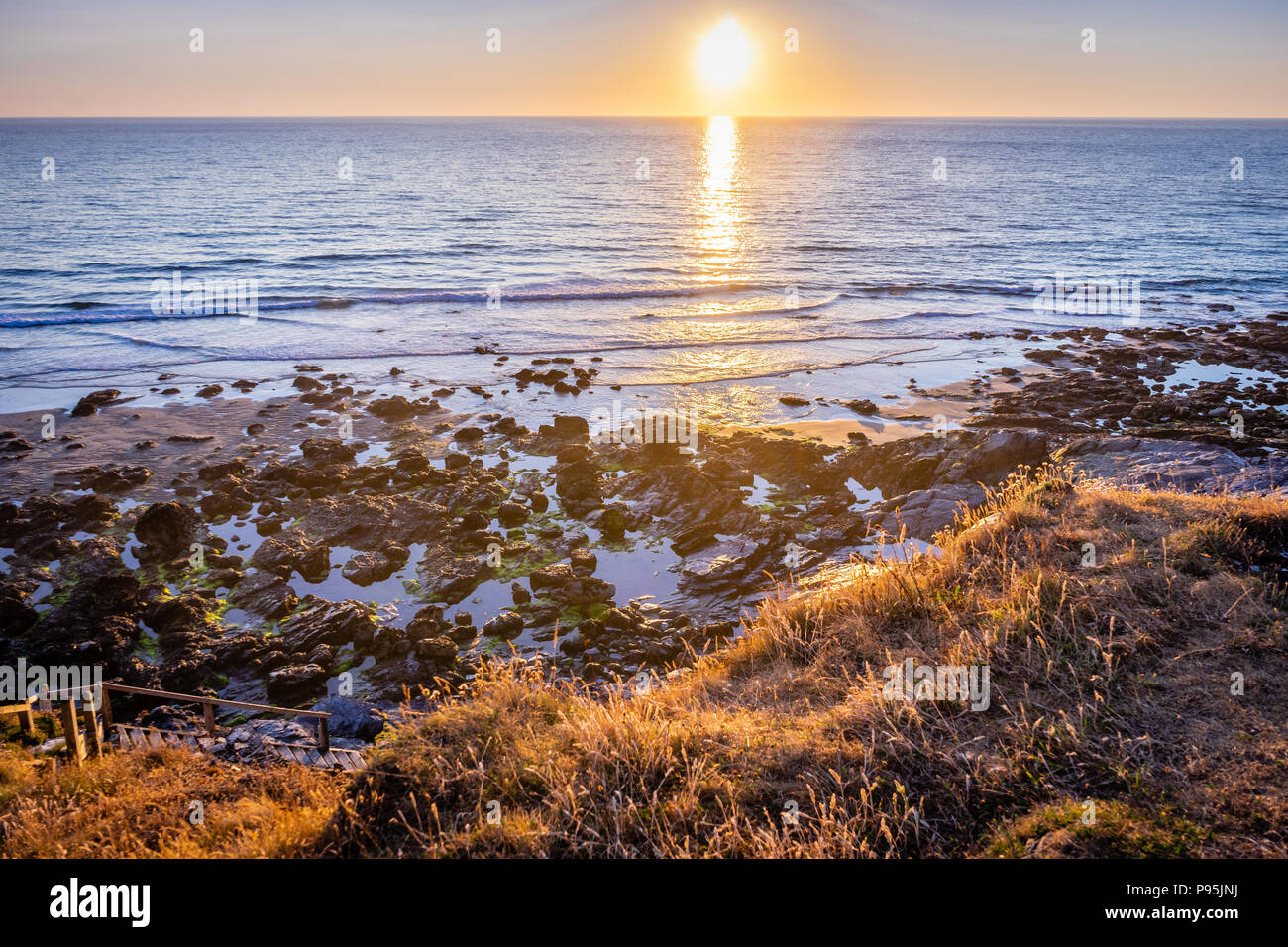 Beautiful beach england hi-res stock photography and images - Alamy