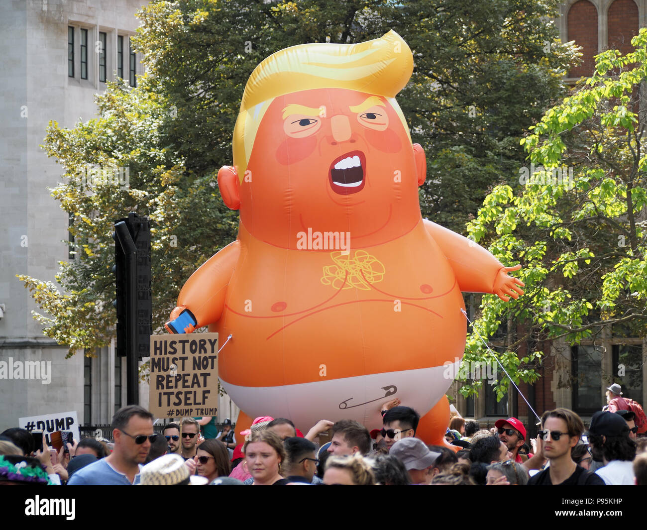 Baby Donald Trump High Resolution Stock Photography and Images - Alamy