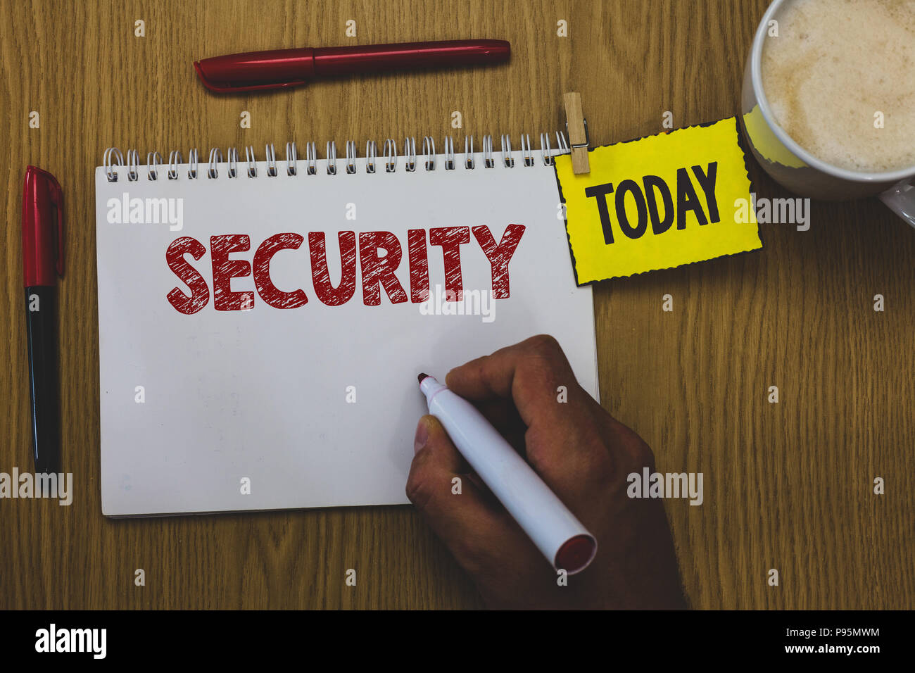 Tabl cover hi-res stock photography and images - Alamy