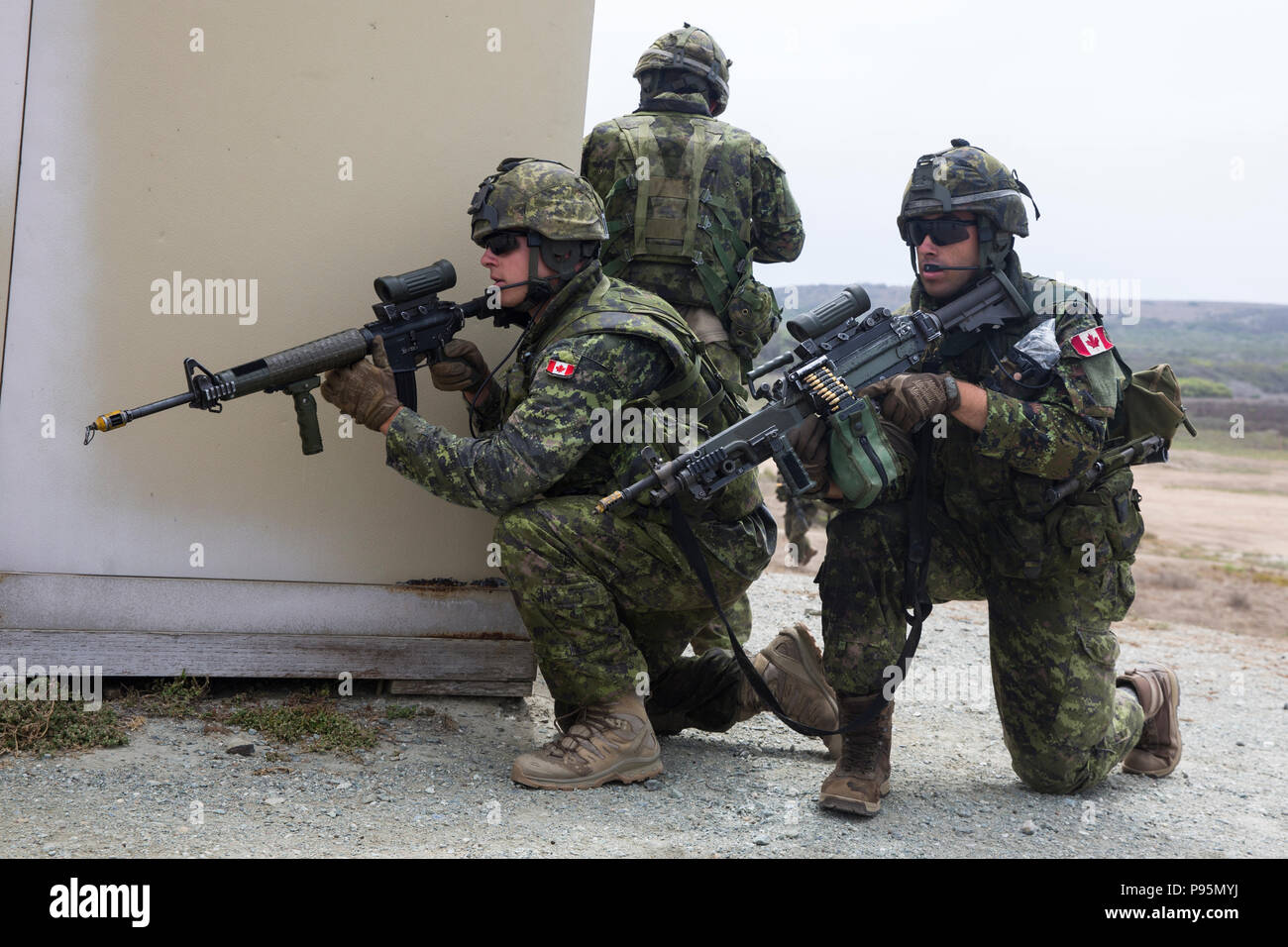 Soldiers of the royal 22e regiment hi-res stock photography and images ...