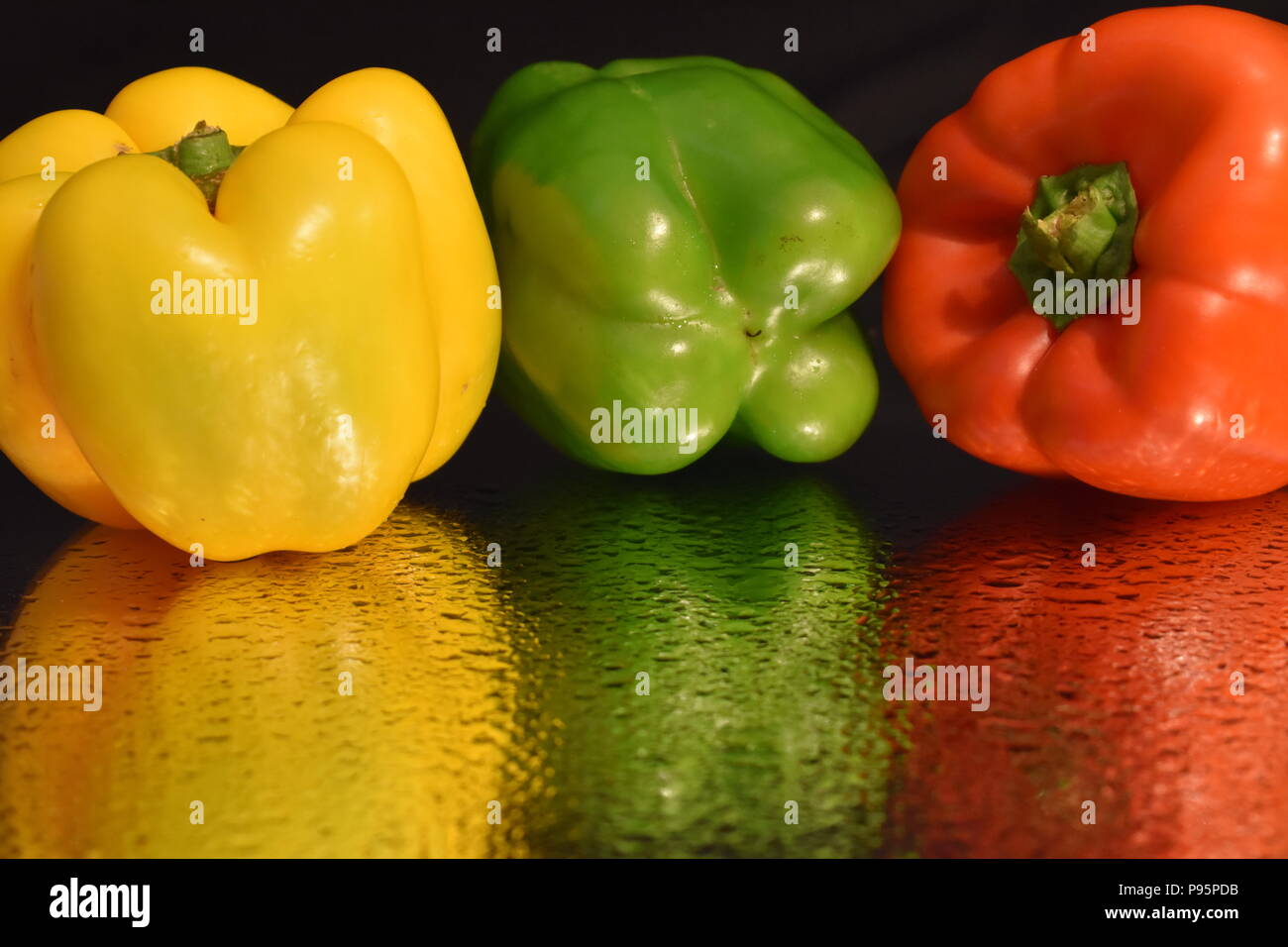 Bell peppers three colors hi-res stock photography and images - Alamy