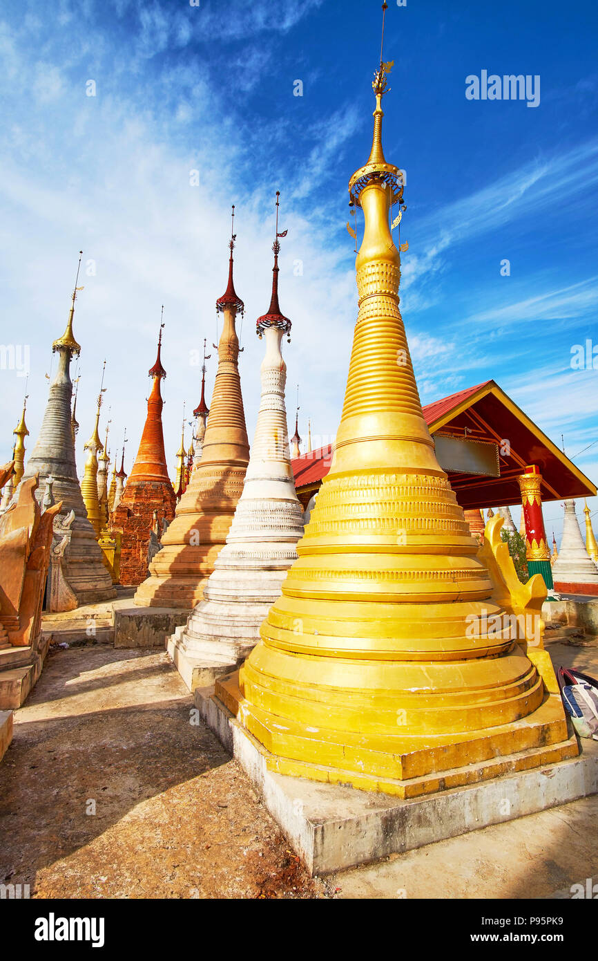 White stupa nature reserve hi-res stock photography and images - Alamy