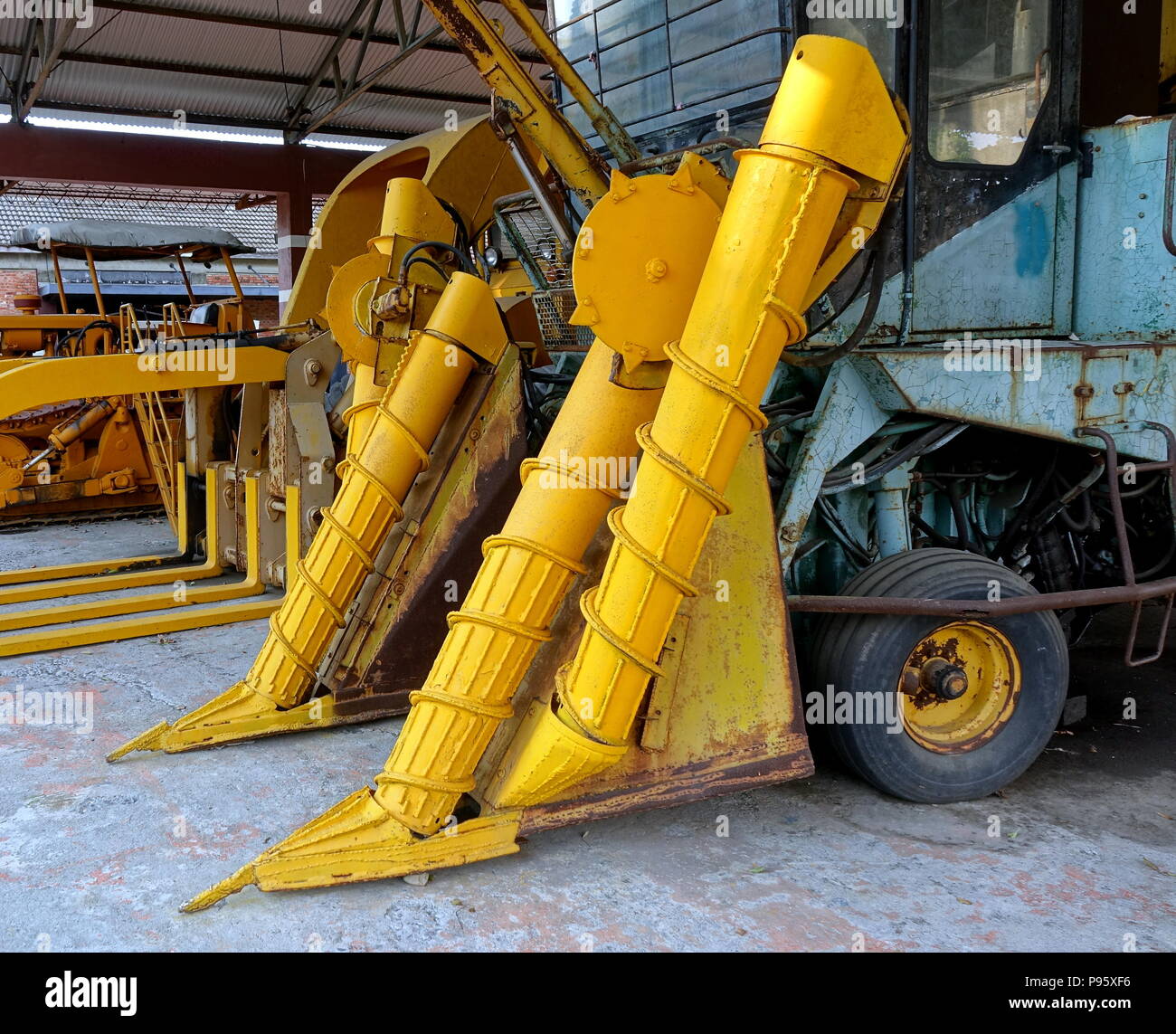 Sugar cane machines hi-res stock photography and images - Alamy