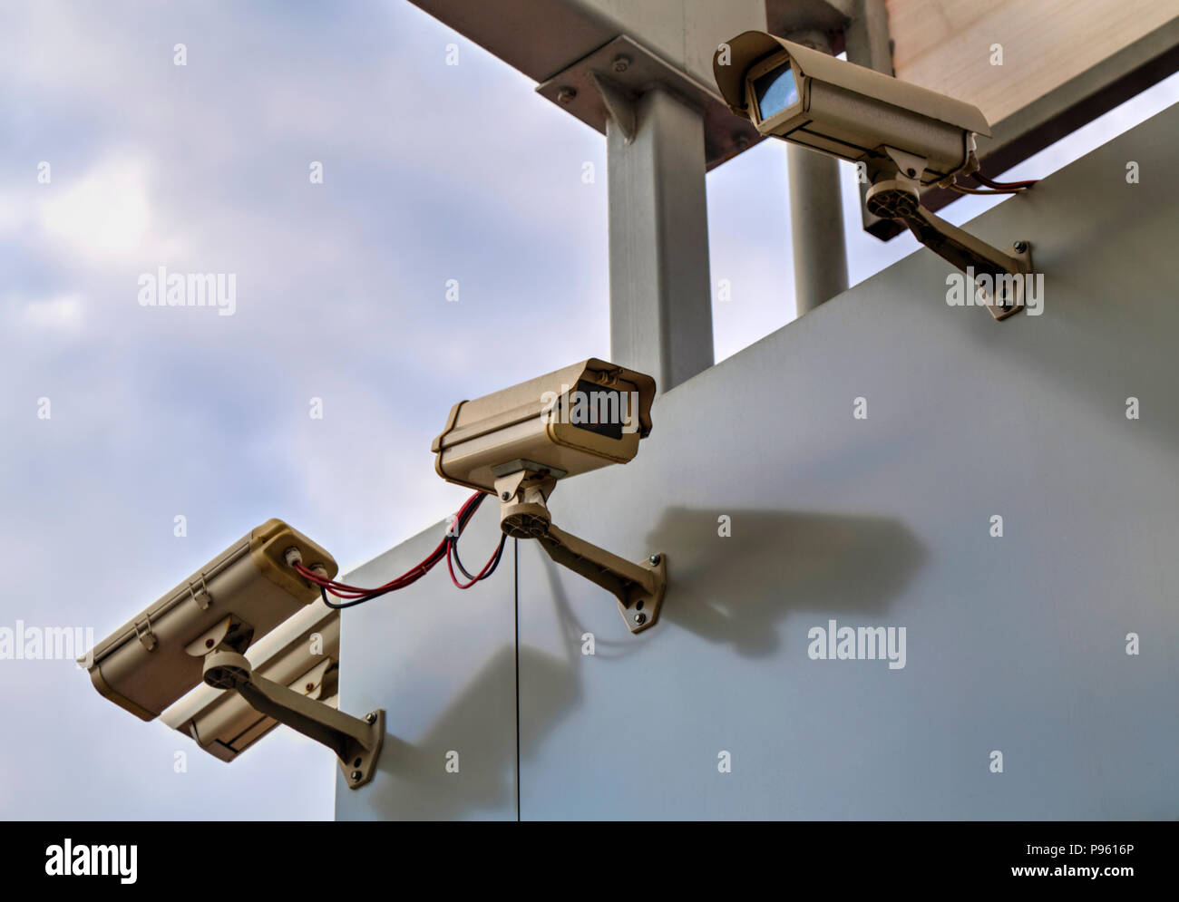 Roof mounted camera hi-res stock photography and images - Alamy