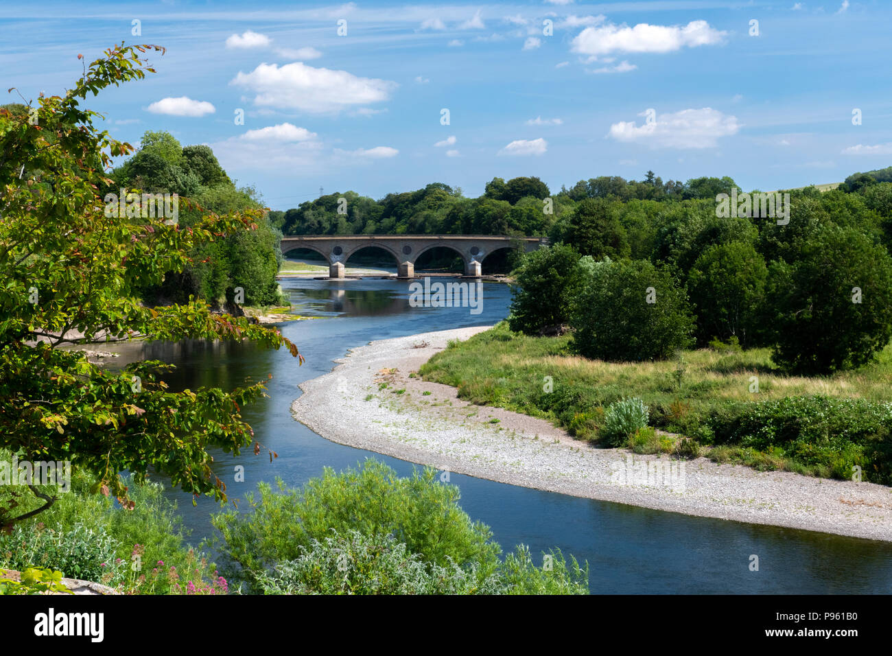 Coldstream bridge river hi-res stock photography and images - Alamy