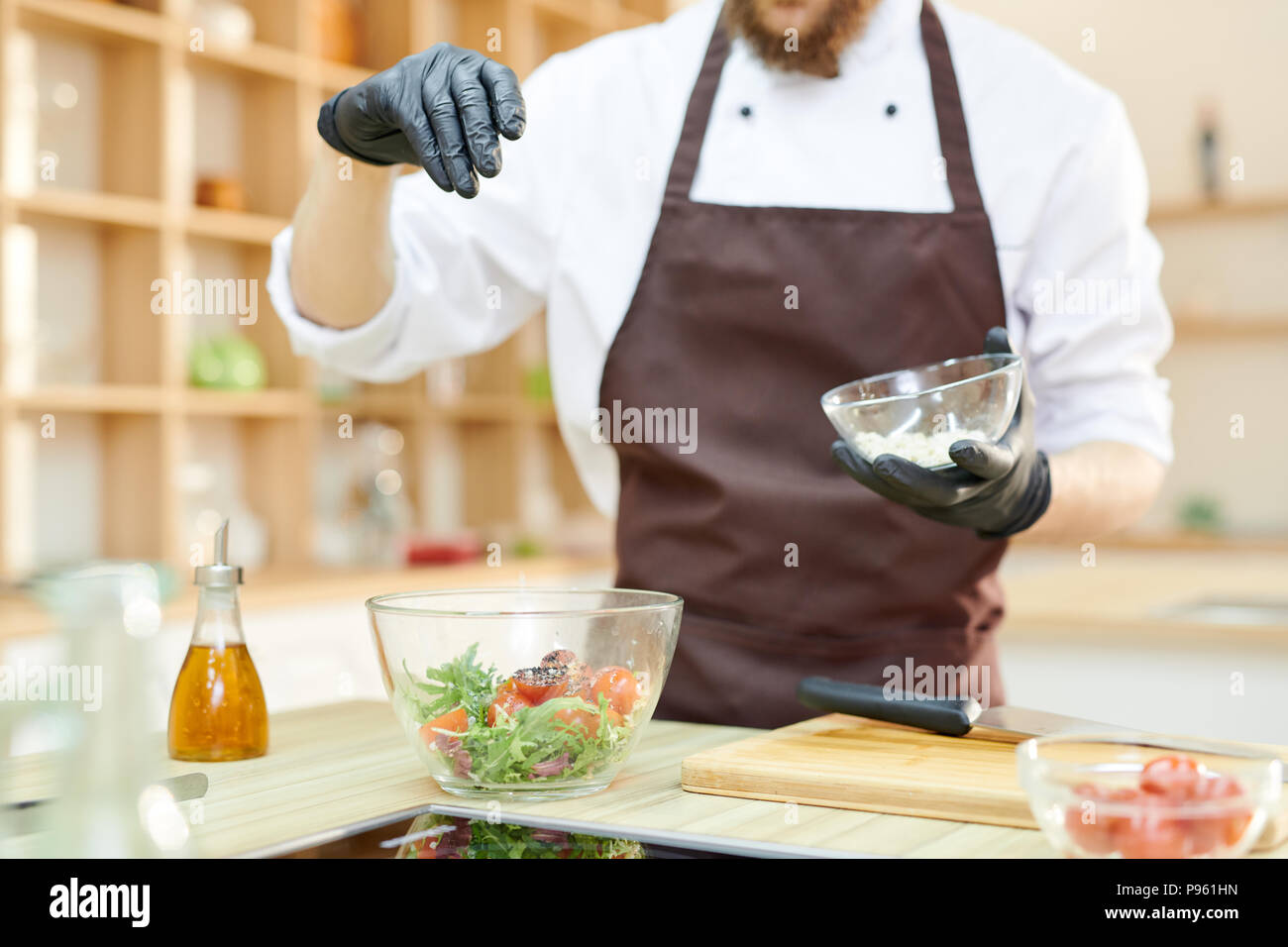 Cooking seasoning chef hands hi-res stock photography and images - Alamy