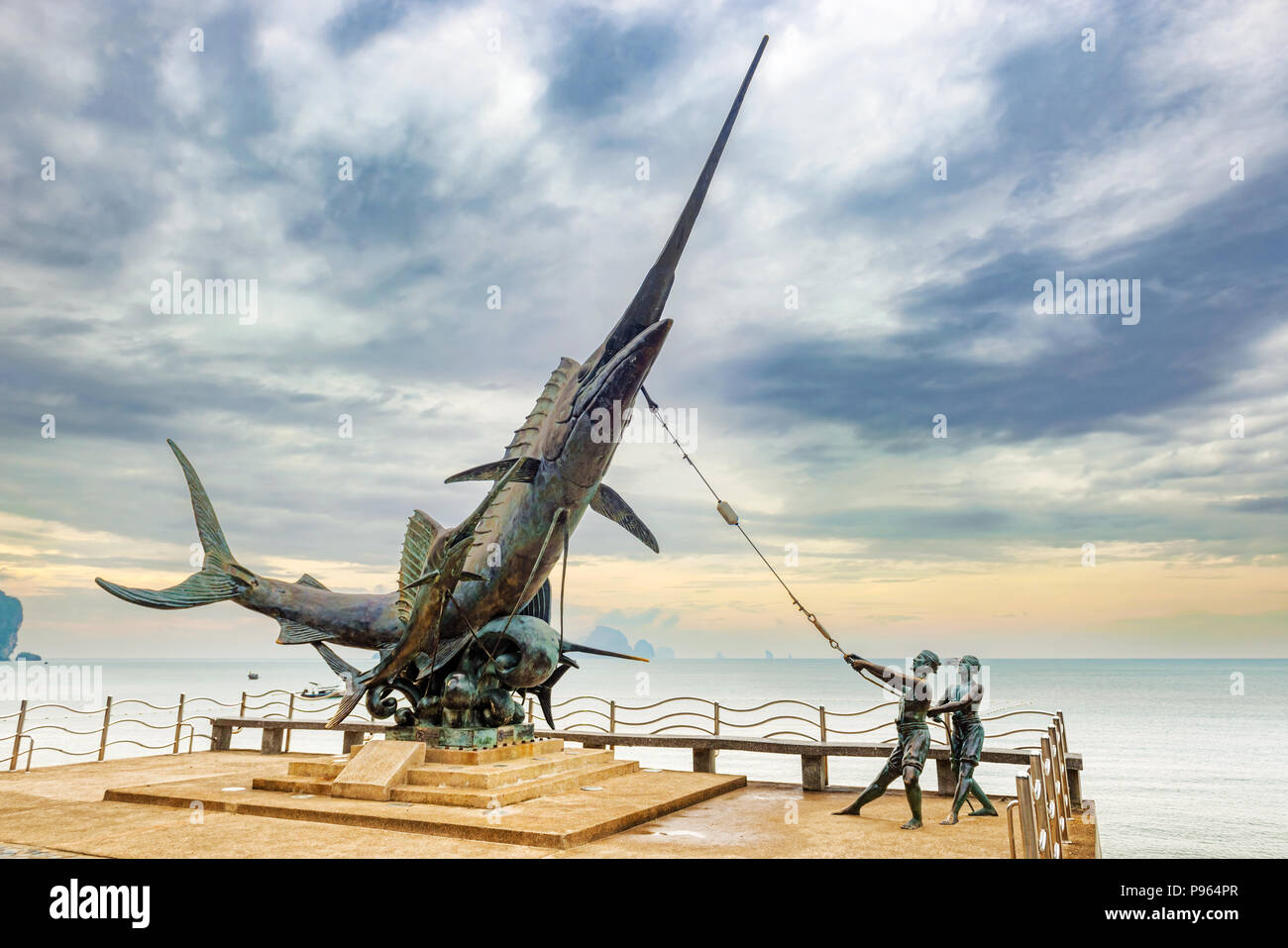 Swordfish statue hi-res stock photography and images - Alamy