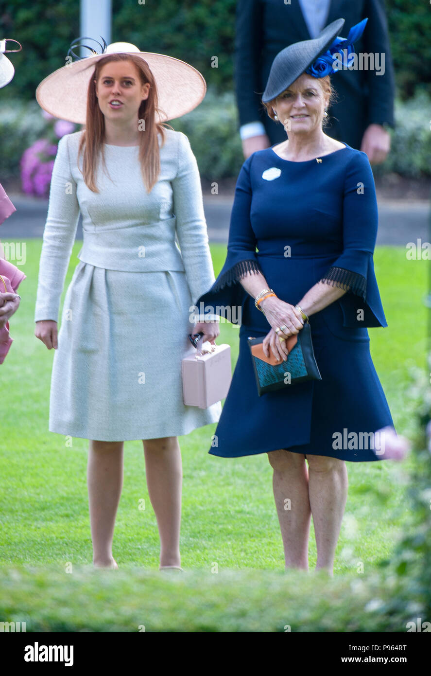 Princess royal grand daughter queen mother hi-res stock photography and ...