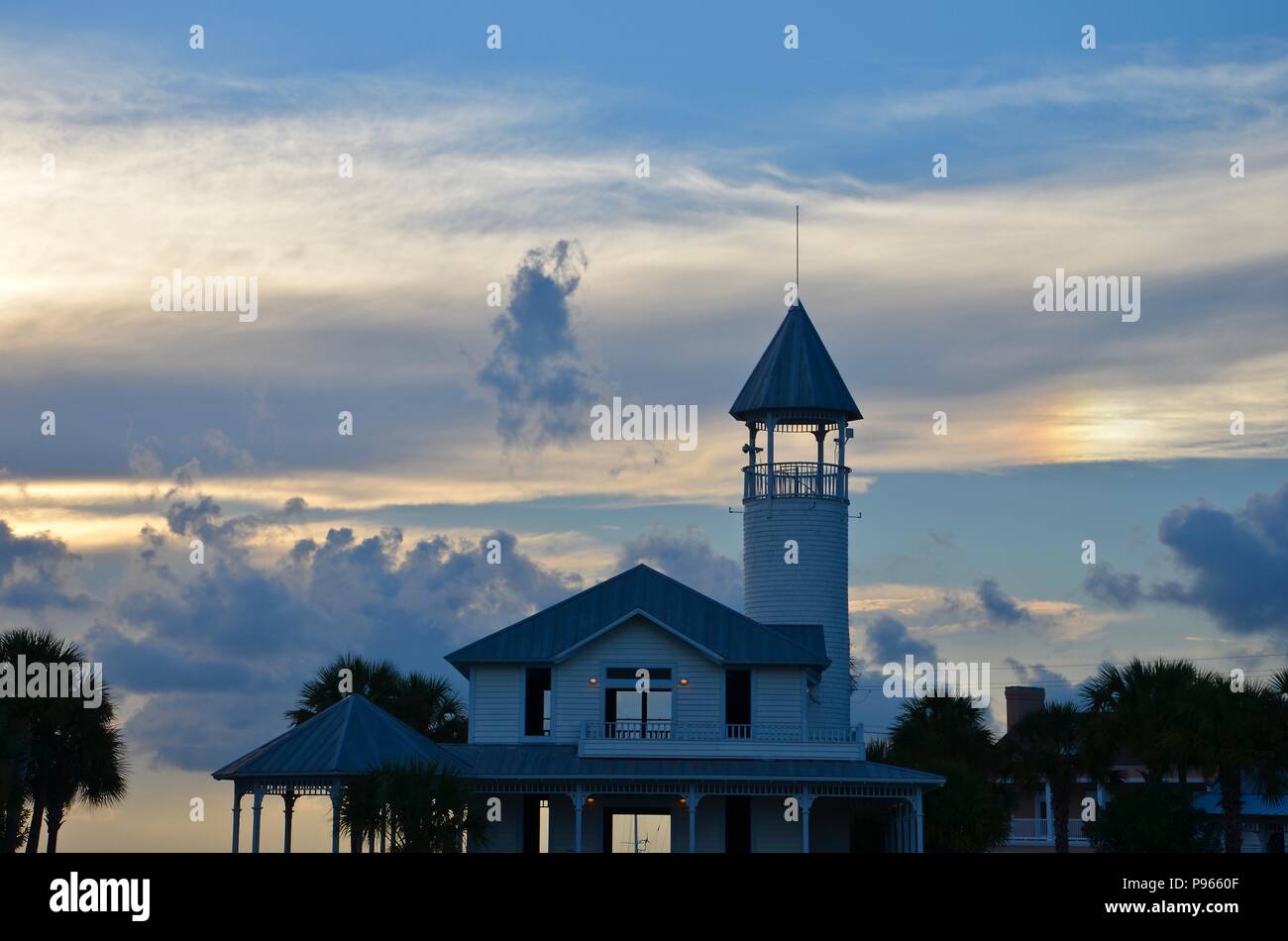 St simons island beach hi-res stock photography and images - Alamy