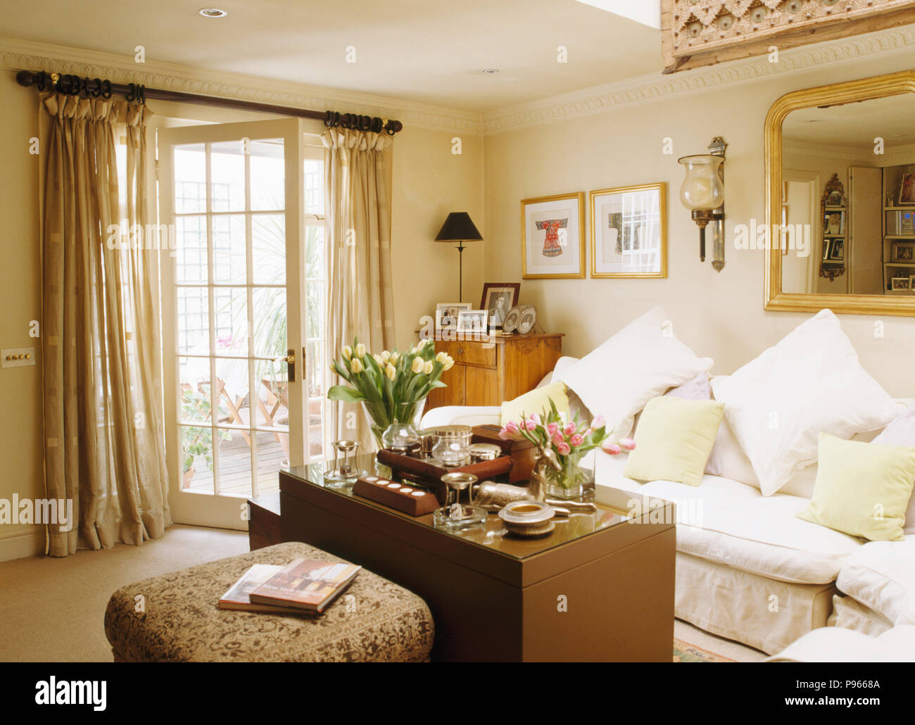 Built-in bed with concealed storage in modern bedroom Stock Photo - Alamy