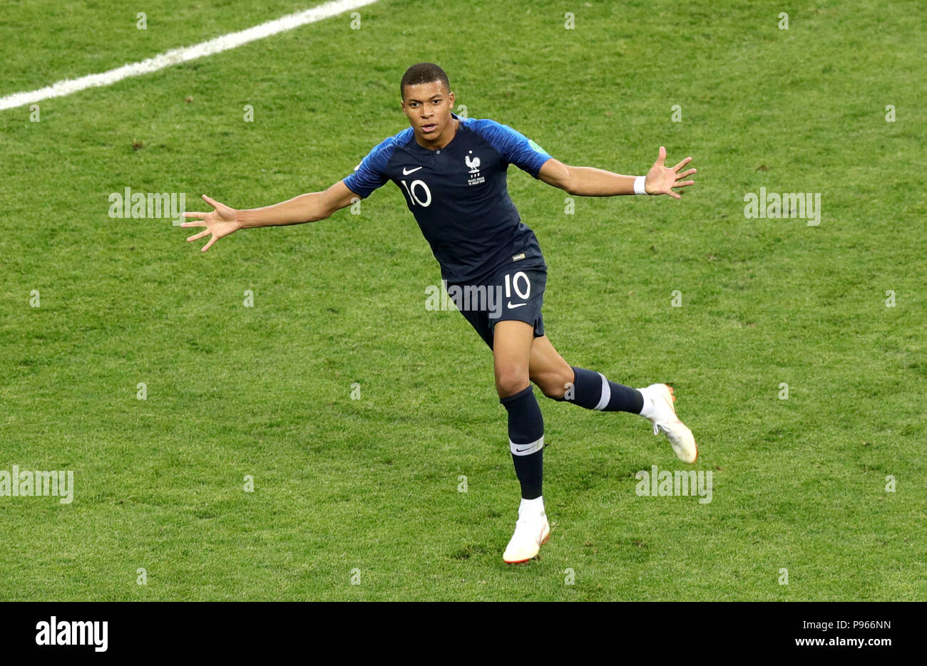 Goal by kylian mbappe hi-res stock photography and images - Alamy
