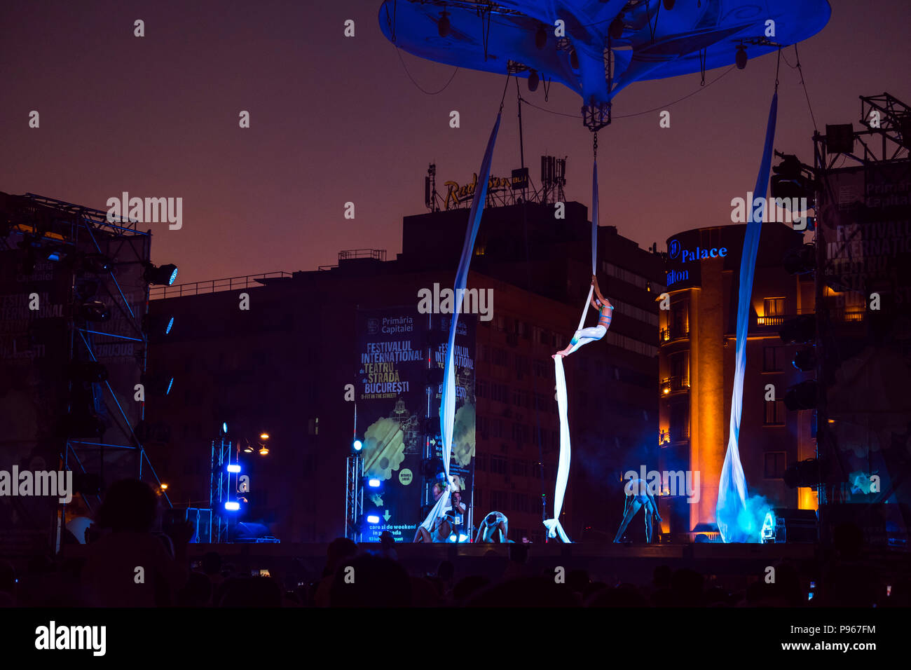 Aerial circus hi-res stock photography and images - Alamy