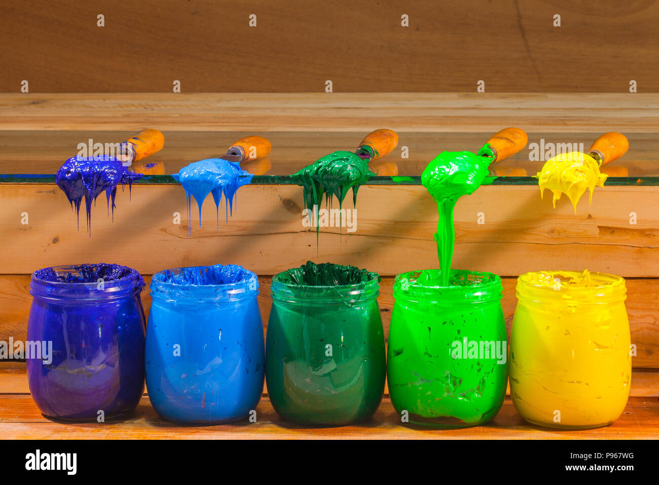 Primary colour and colour theory hi-res stock photography and images ...