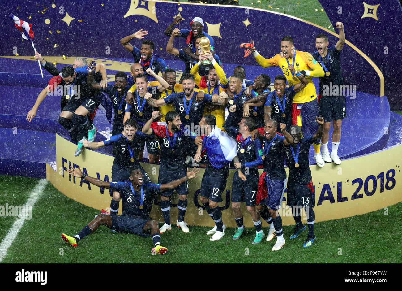France celebrate with the trophy after winning the FIFA World Cup Final ...
