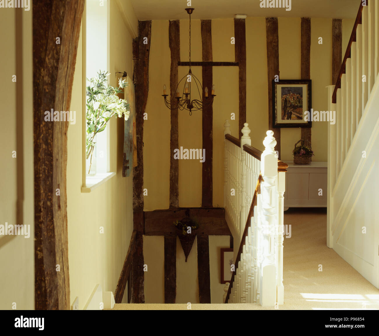 Beamed walls hi-res stock photography and images - Alamy