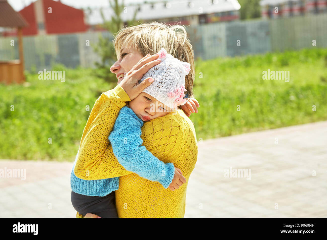 portrait of mother and daughter Stock Photo - Alamy