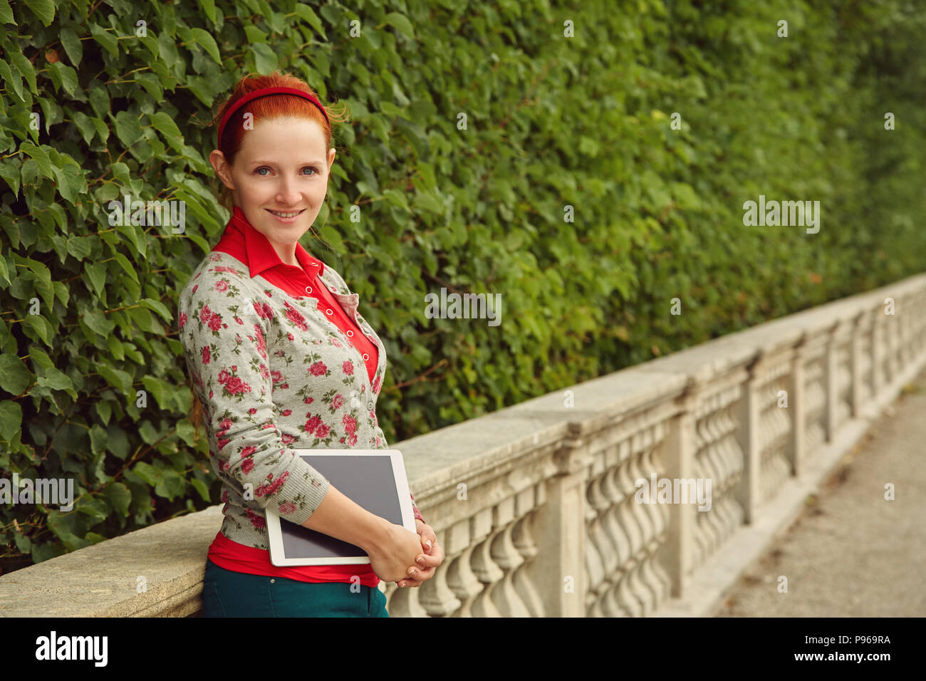 Student 20s portrait hi-res stock photography and images - Alamy