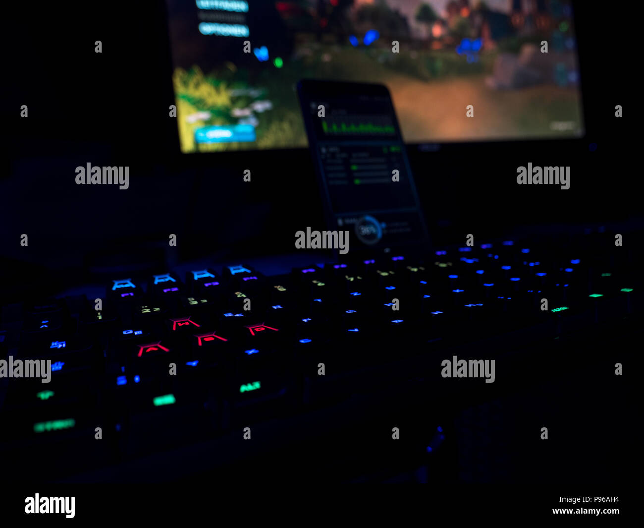 gaming equipment rgb lighted gaming keyboard with smartphone connection ...