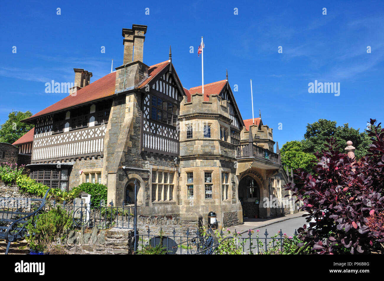 Lynton town hall hi-res stock photography and images - Alamy