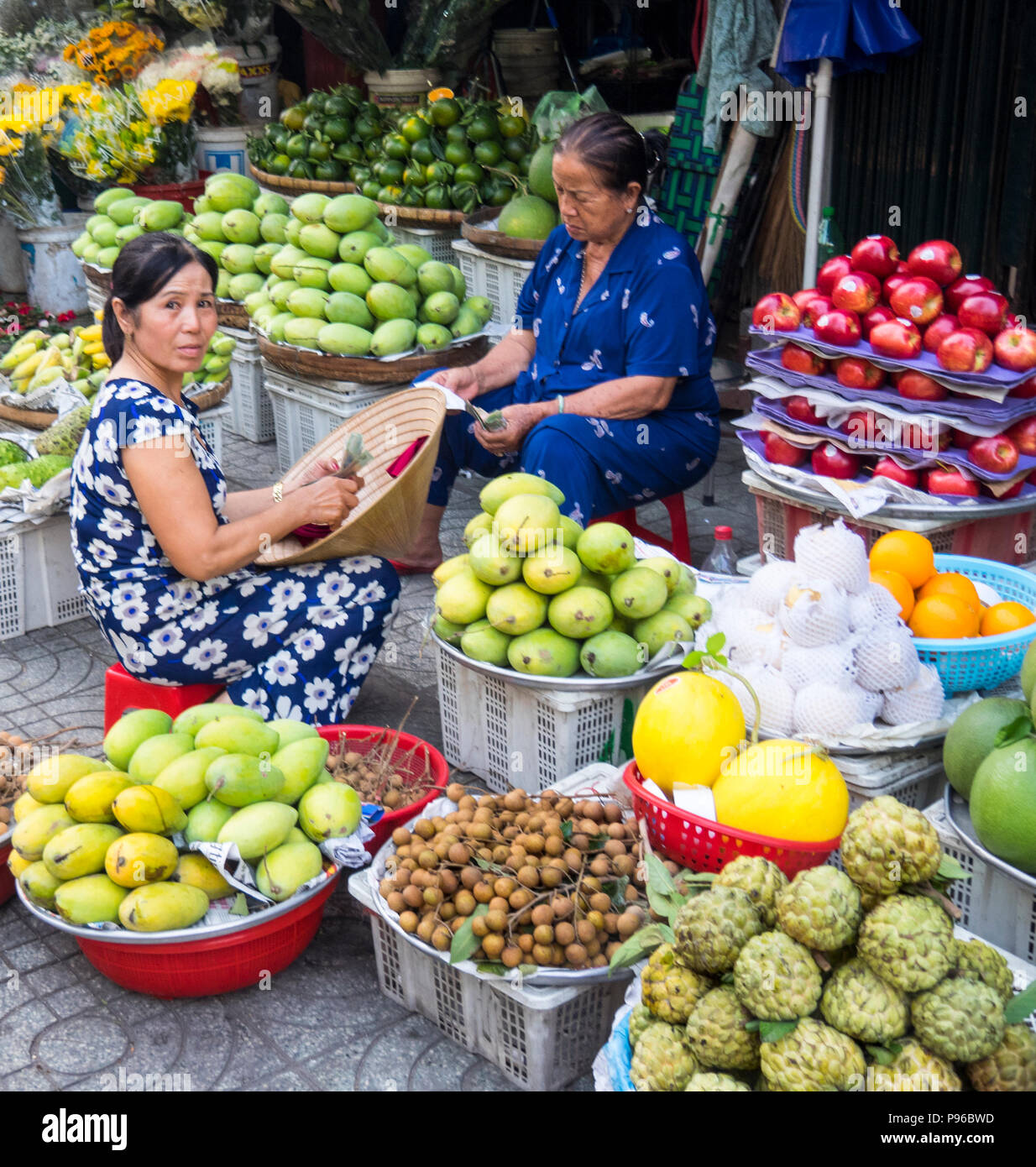 Pomello pomelo pomelos pomellos hi-res stock photography and images - Alamy