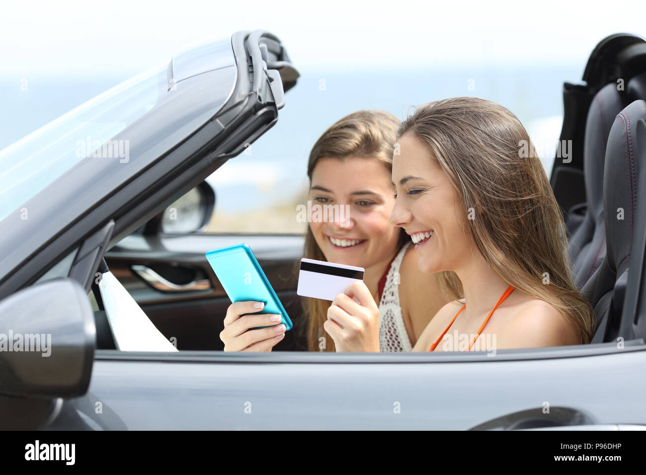 Portrait happy family inside car hi-res stock photography and images ...