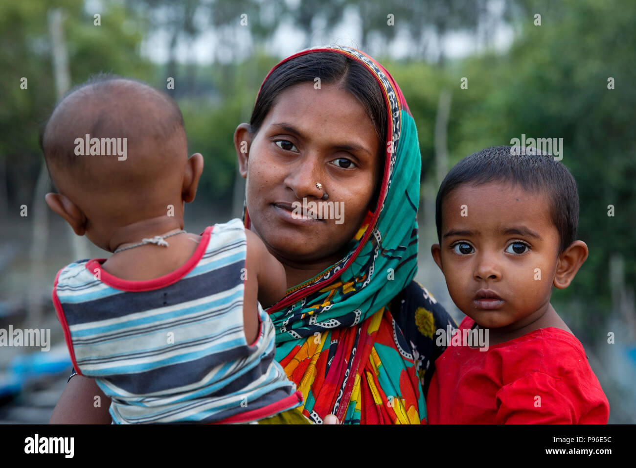 Bangladesh children happy hi-res stock photography and images - Alamy