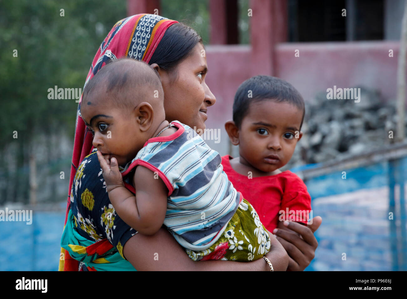 Bangladesh children happy hi-res stock photography and images - Alamy